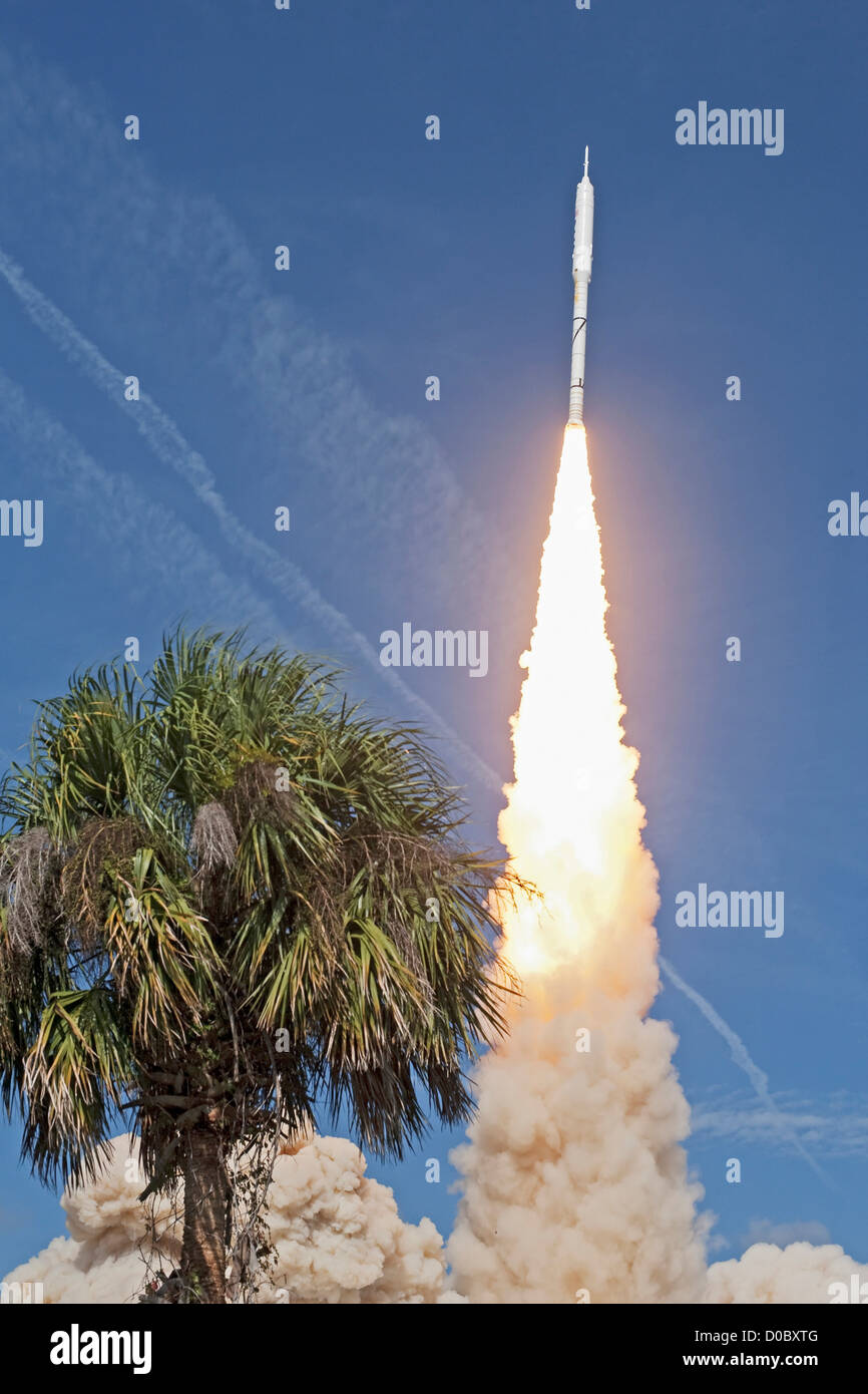 Ares I-X -- First Flight of a New Moon Rocket Stock Photo - Alamy