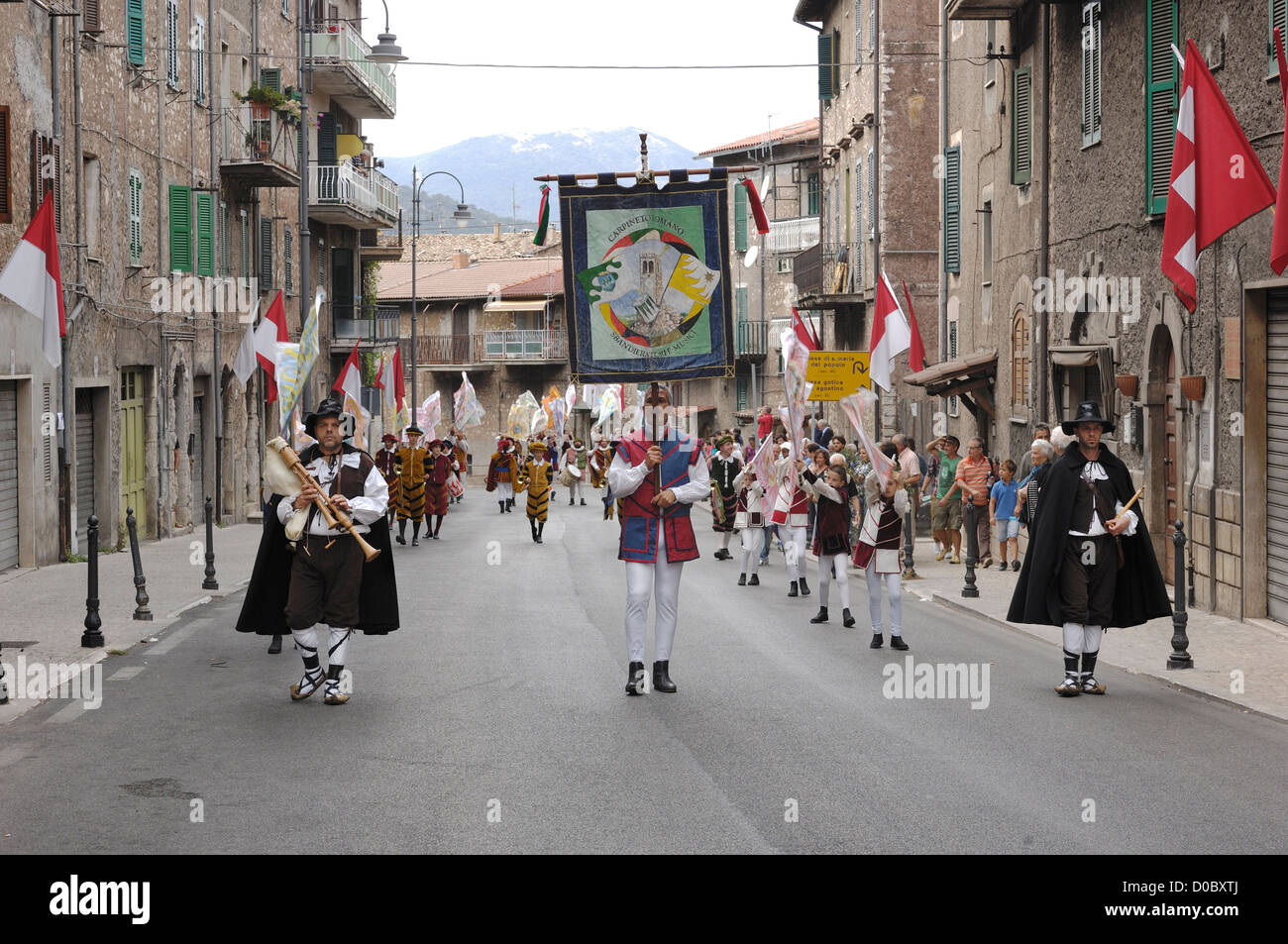 Flag show in palio, in Italy festival Stock Photo - Alamy