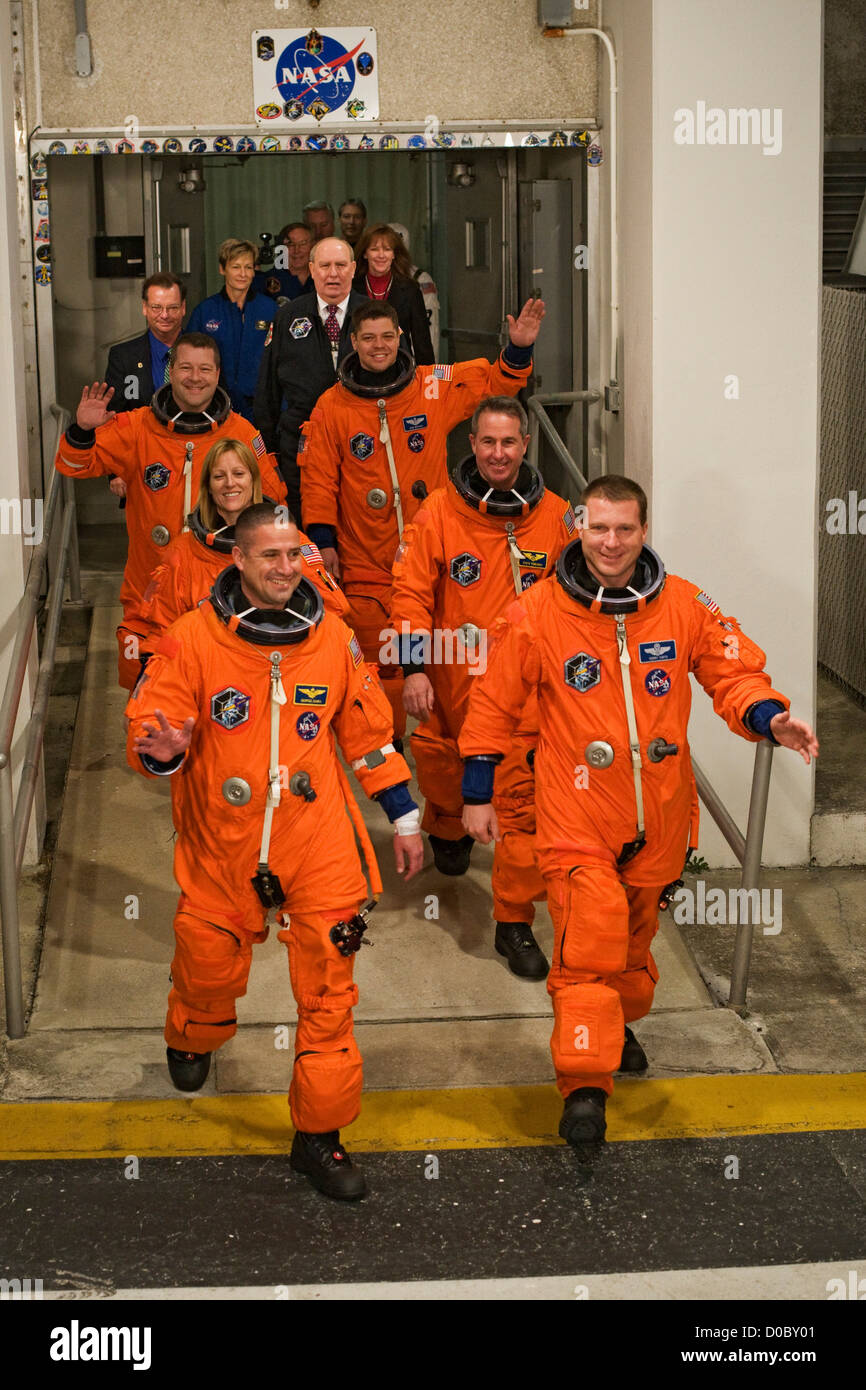CAPE CANAVERAL Fla. - NASA's Kennedy Space Center in Florida astronauts ...