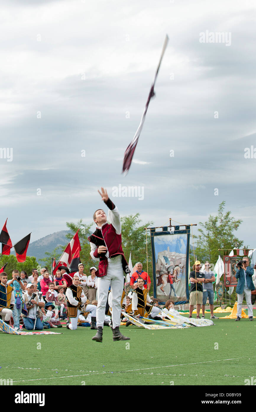 Flag show in palio, in Italy festival Stock Photo - Alamy