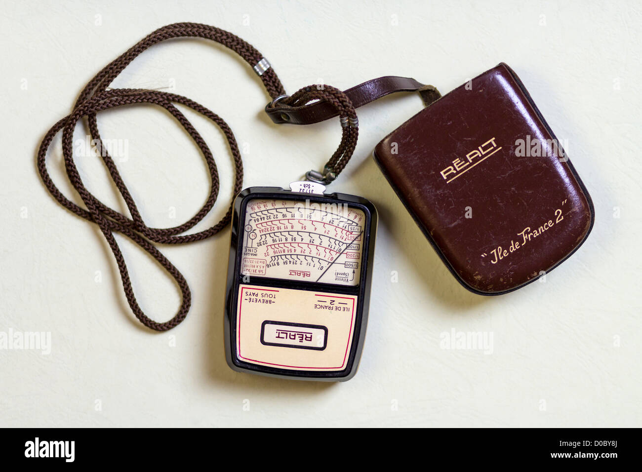 Vintage exposure meter hi-res stock photography and images - Alamy