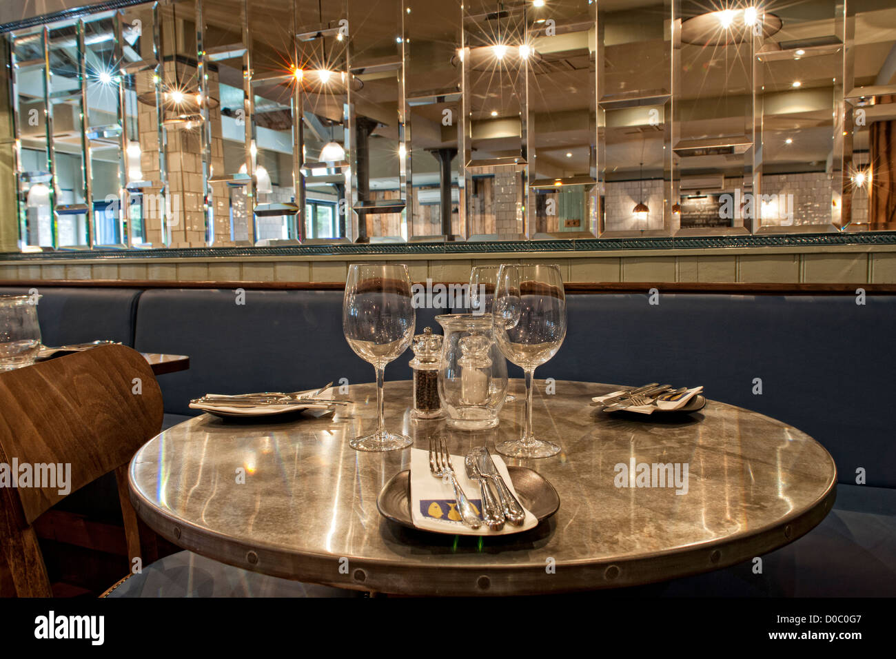 table in a restaurant Stock Photo - Alamy