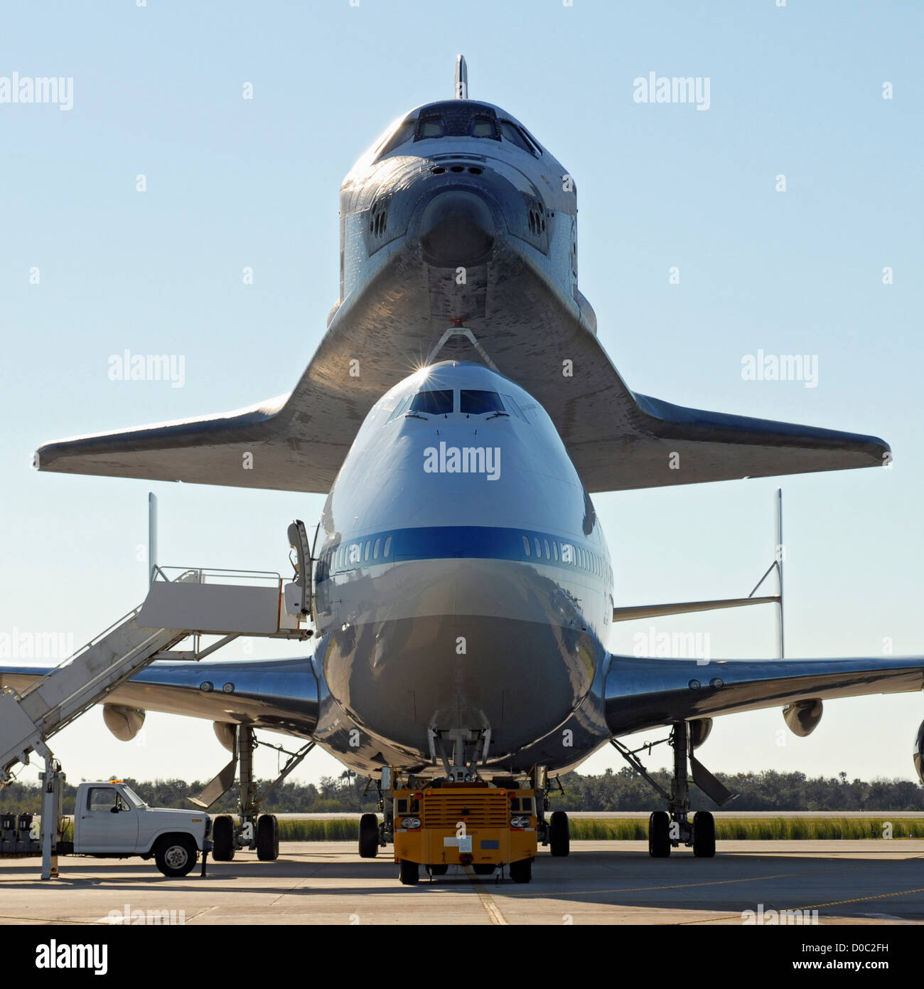Boeing 747 shuttle carrier hi-res stock photography and images - Alamy
