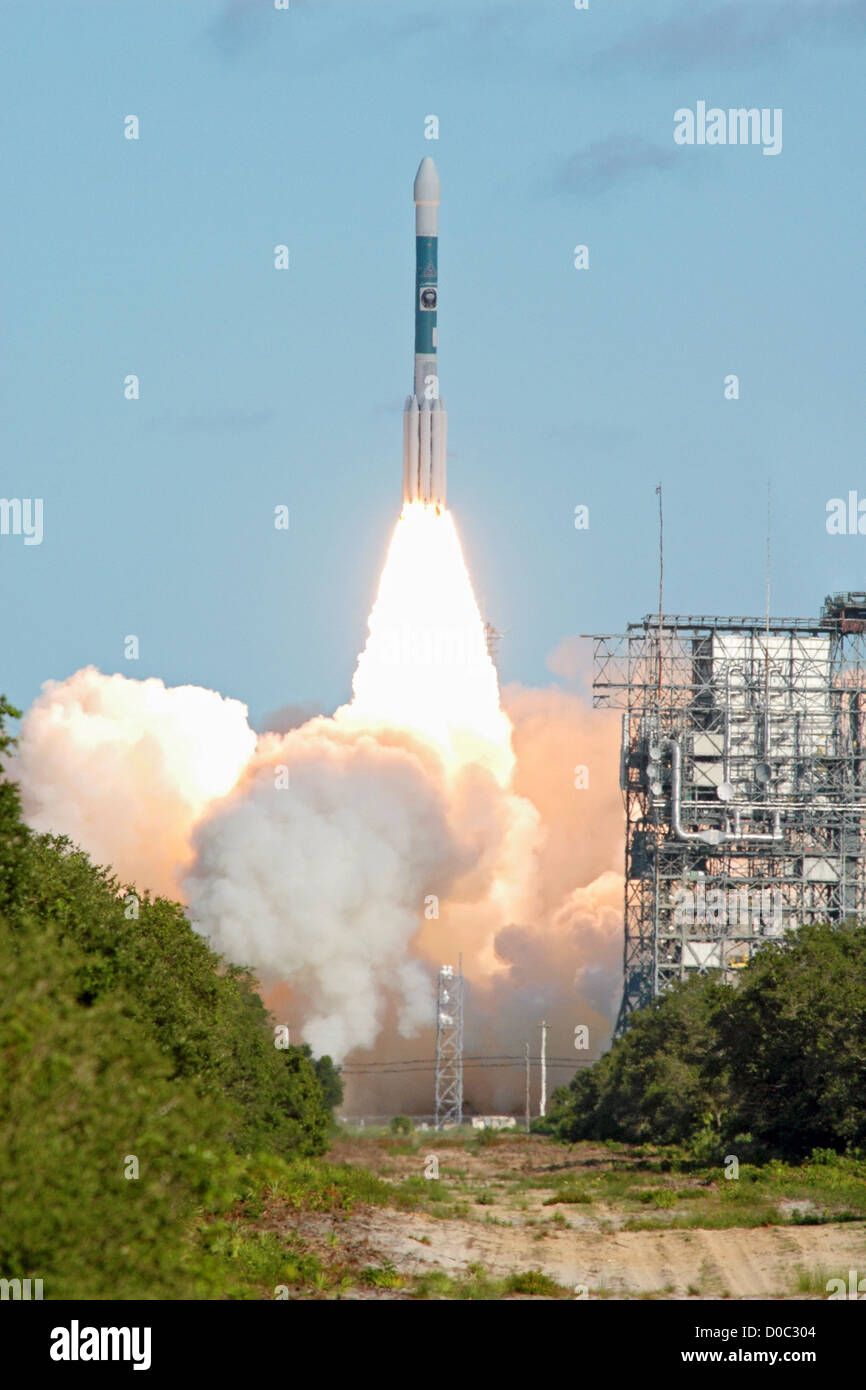 Rocket experiment hi-res stock photography and images - Alamy
