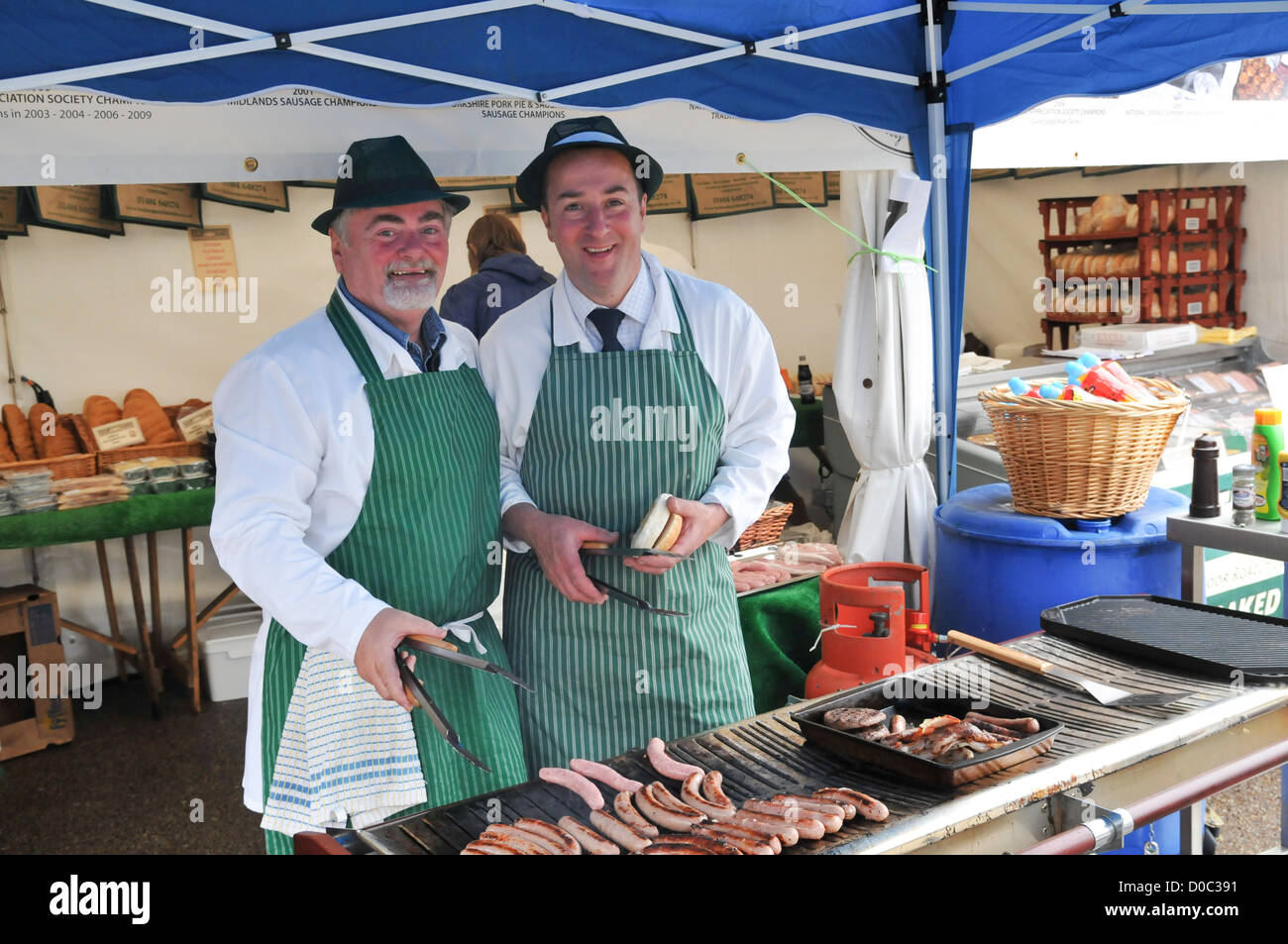 Stallholders hi-res stock photography and images - Alamy