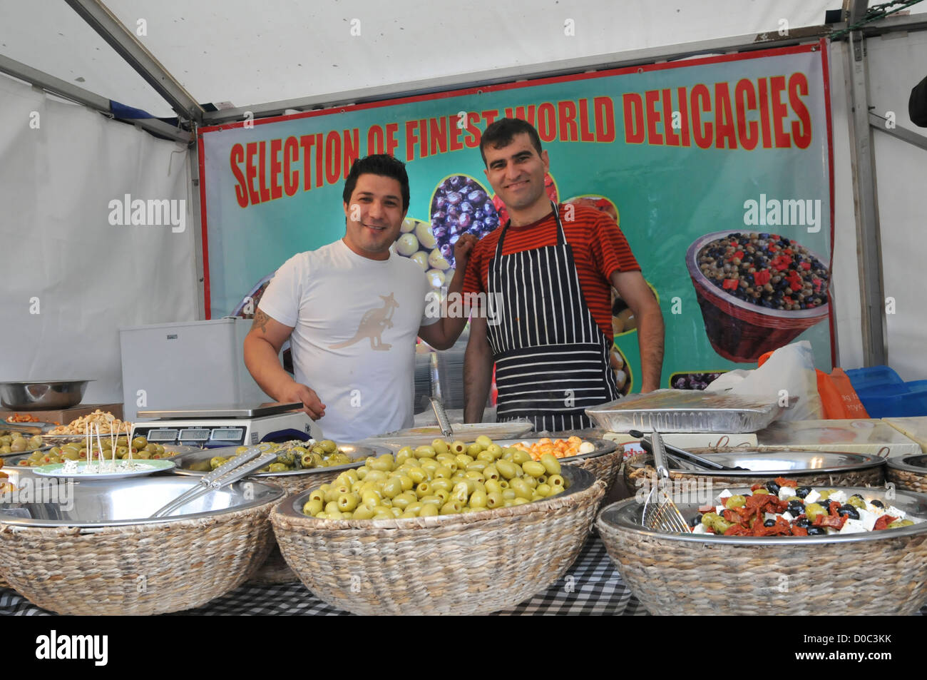 Stall holders hi-res stock photography and images - Alamy