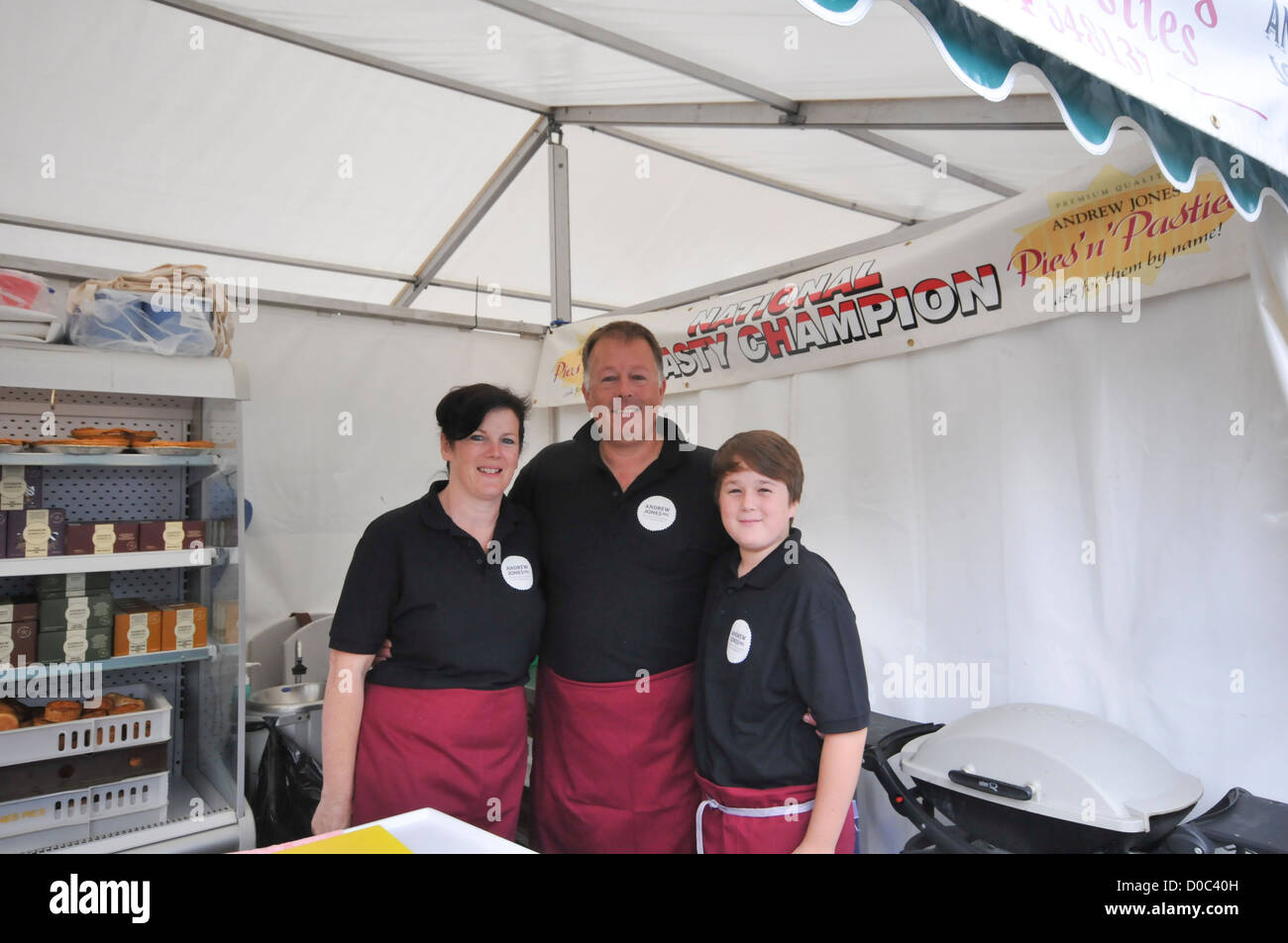 Stall holders hi-res stock photography and images - Alamy