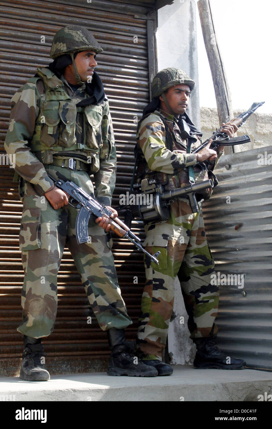 Take cover hi-res stock photography and images - Alamy