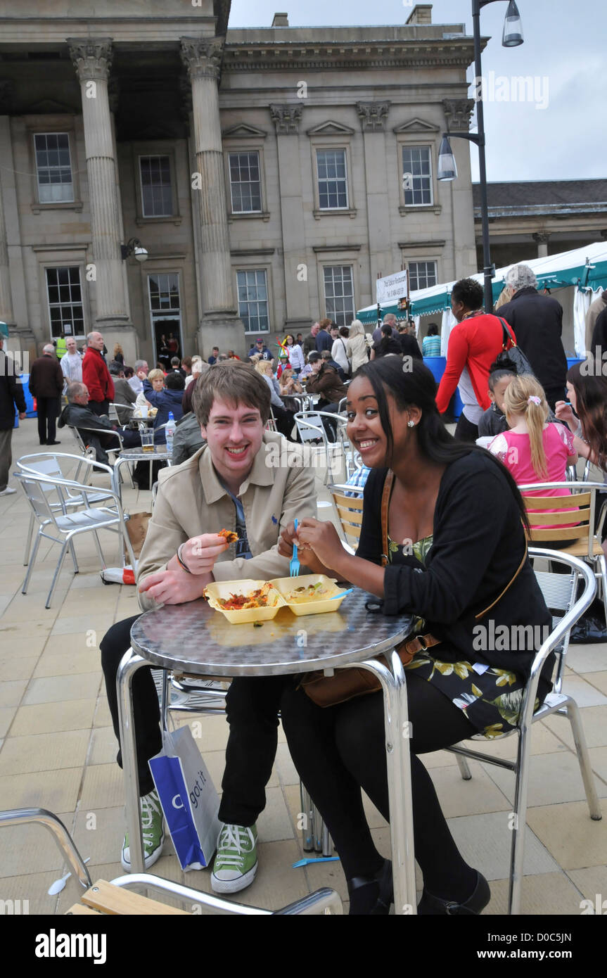 Food & Drink festival, customers eating Stock Photo - Alamy