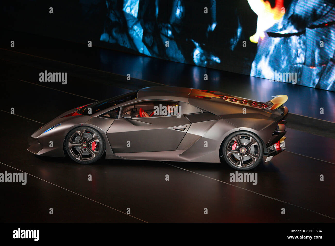 Lamborghini's Sixth Element Lamborghini's latest concept car points to ...