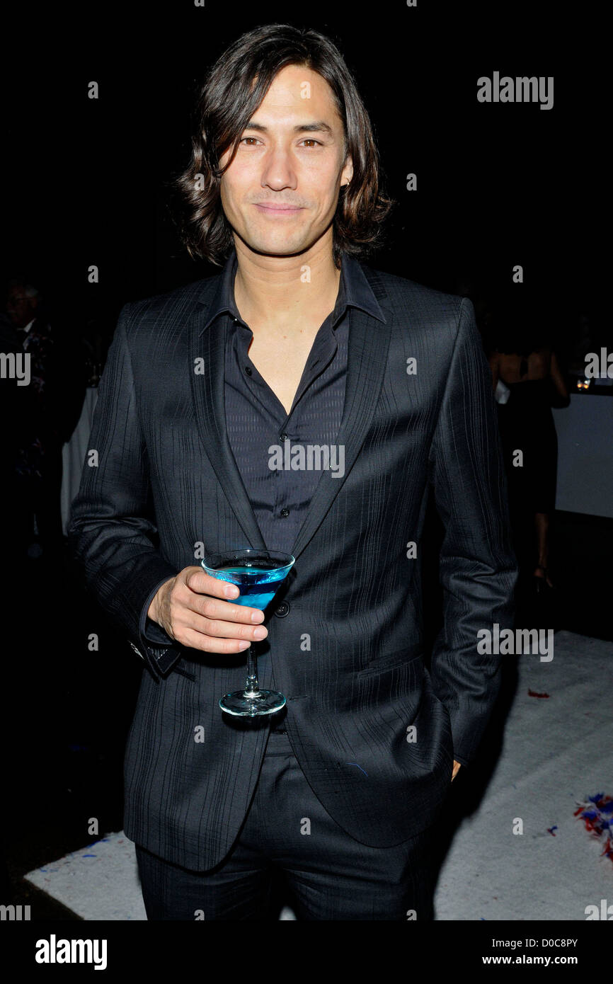 David Usher 2010 Bell Celebrity Gala held at the Metro Toronto ...