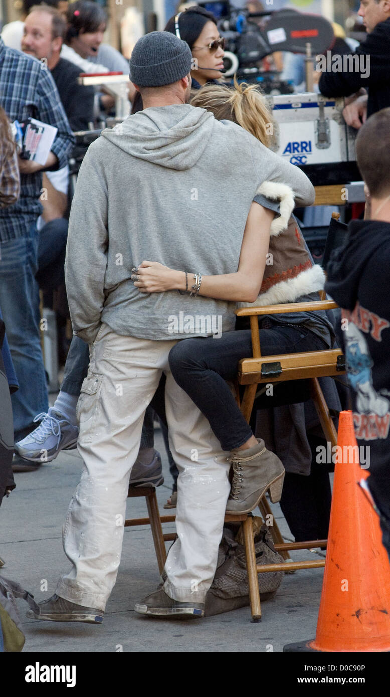 Jason Statham and his girlfriend Rosie Huntington-Whiteley Jason ...