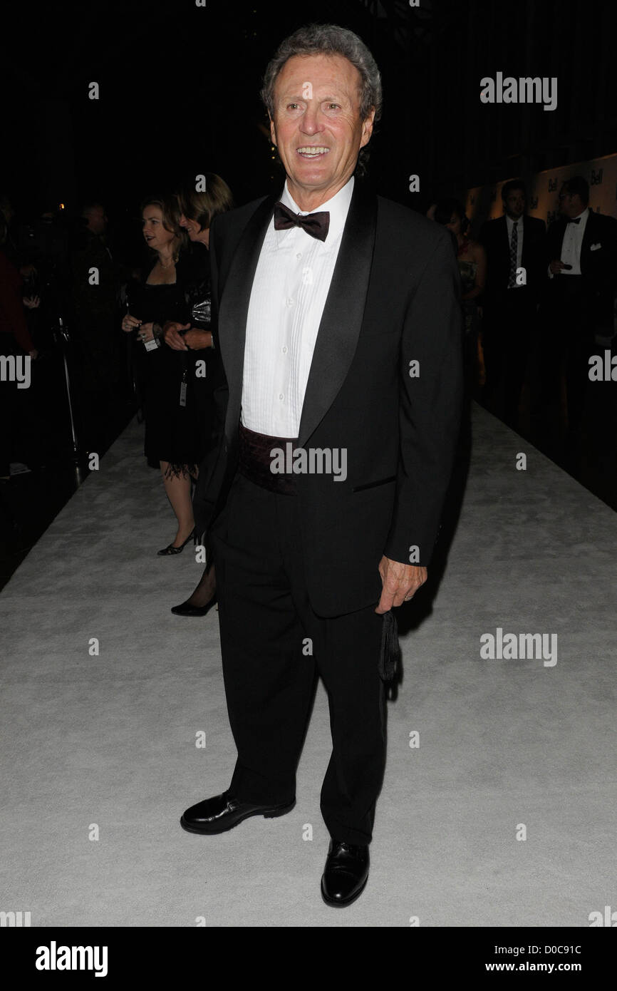 Paul Henderson 2010 Bell Celebrity Gala held at the Metro Toronto ...