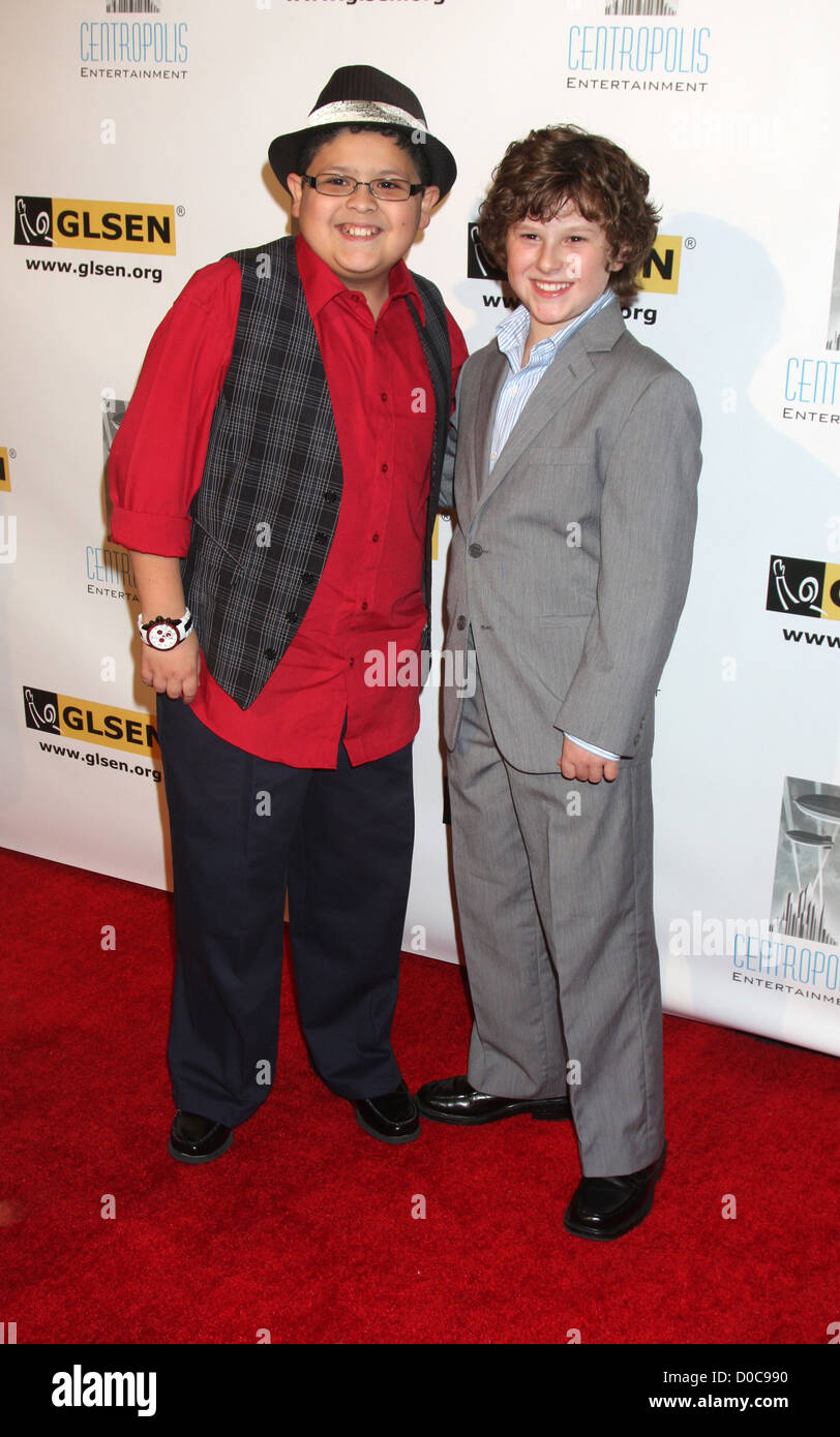 Nolan gould and rico rodriguez hi-res stock photography and images - Alamy