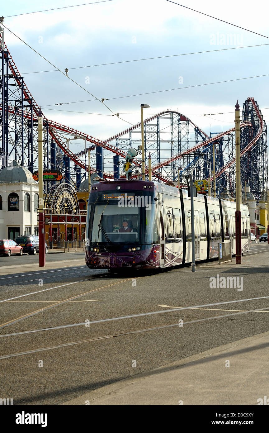 English electric blackpool tram hi-res stock photography and images - Alamy