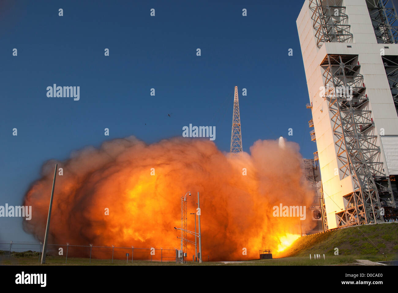 Delta iv heavy booster hi-res stock photography and images - Alamy