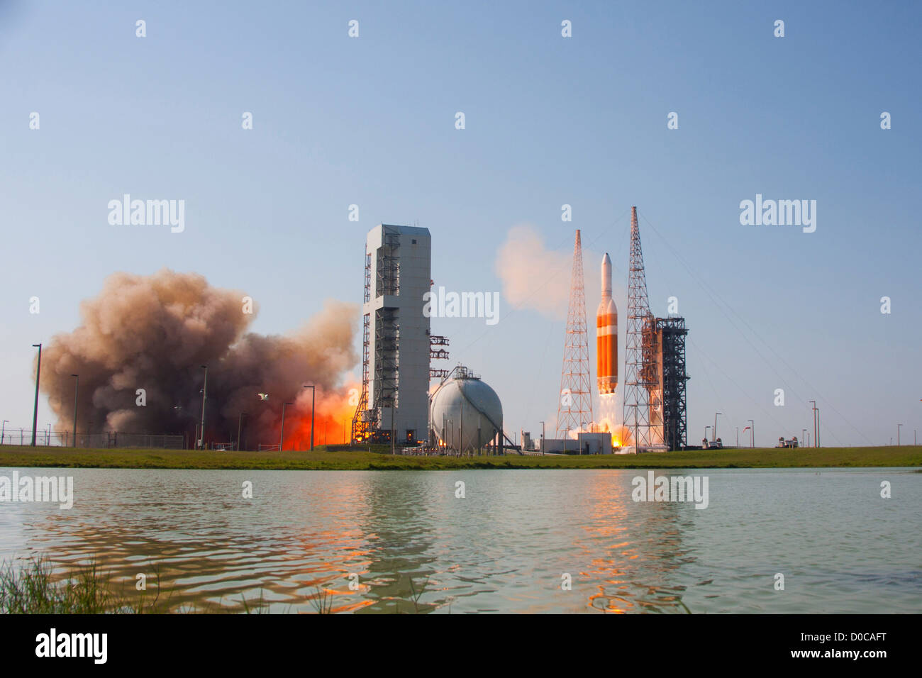 Delta Iv Booster High Resolution Stock Photography and Images - Alamy