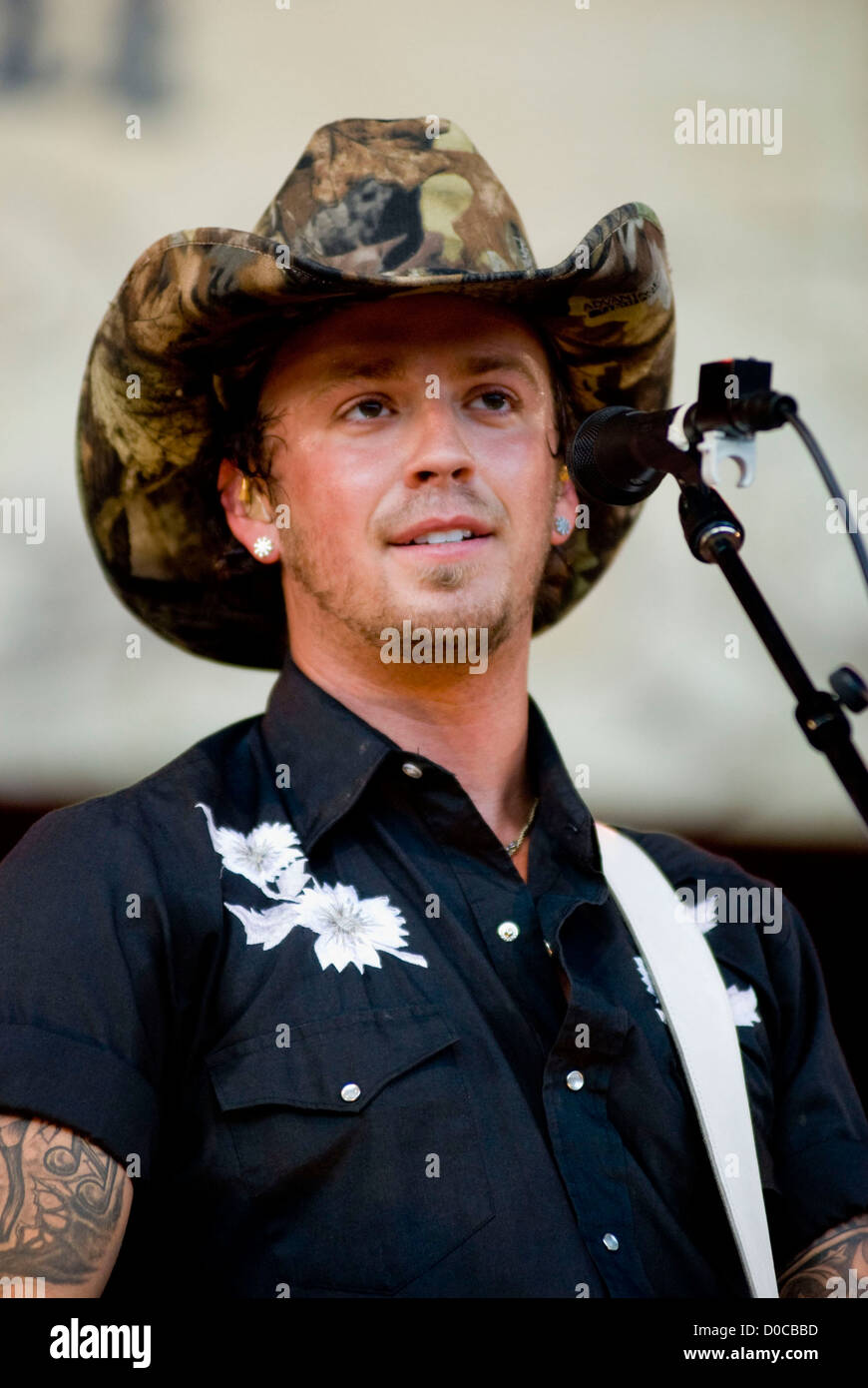 Love And Theft The Chicago Country Music FestivalDay Chicago Iliis C.M ...