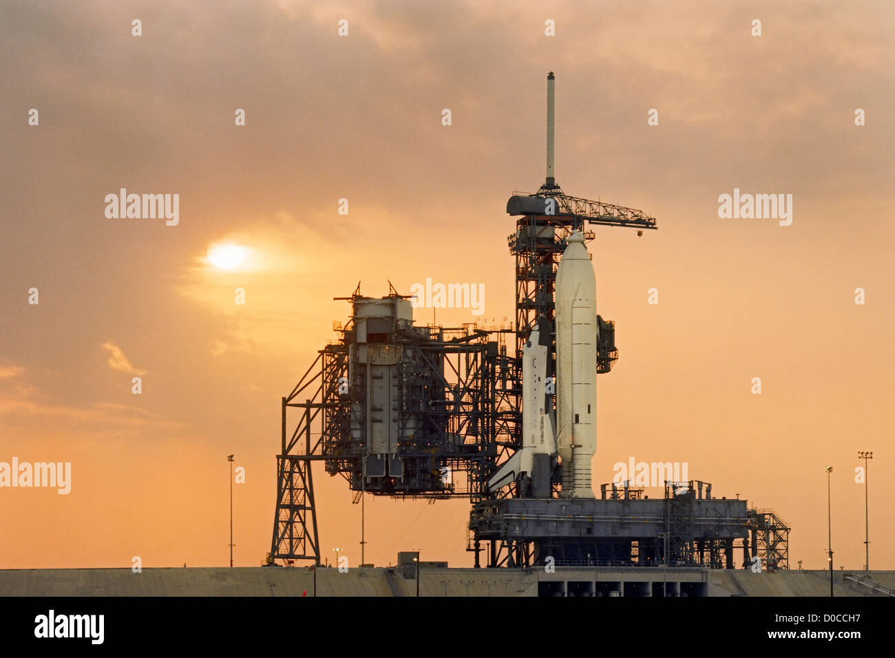 Sunset behind gantry hi-res stock photography and images - Alamy