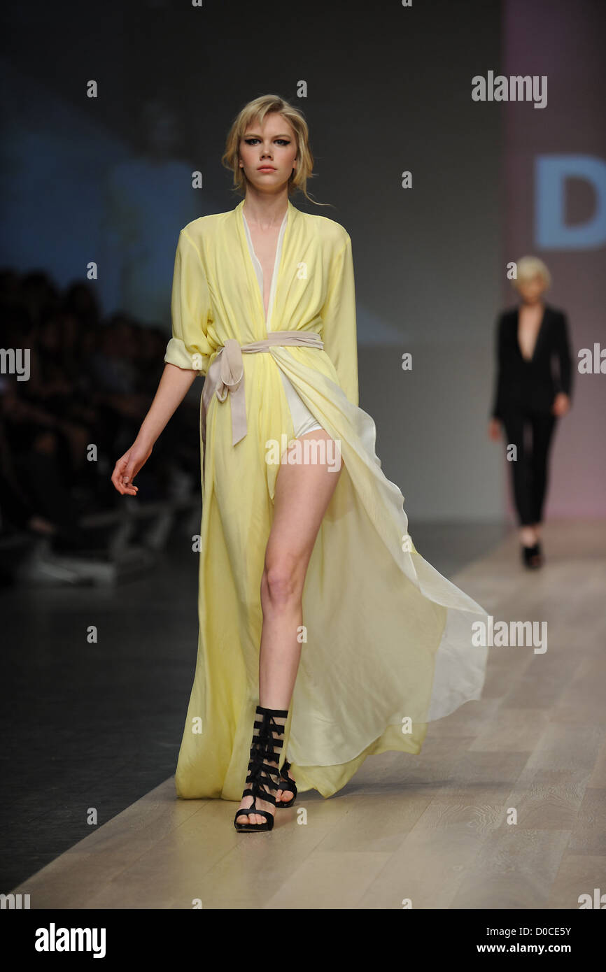 Lg model hi-res stock photography and images - Alamy