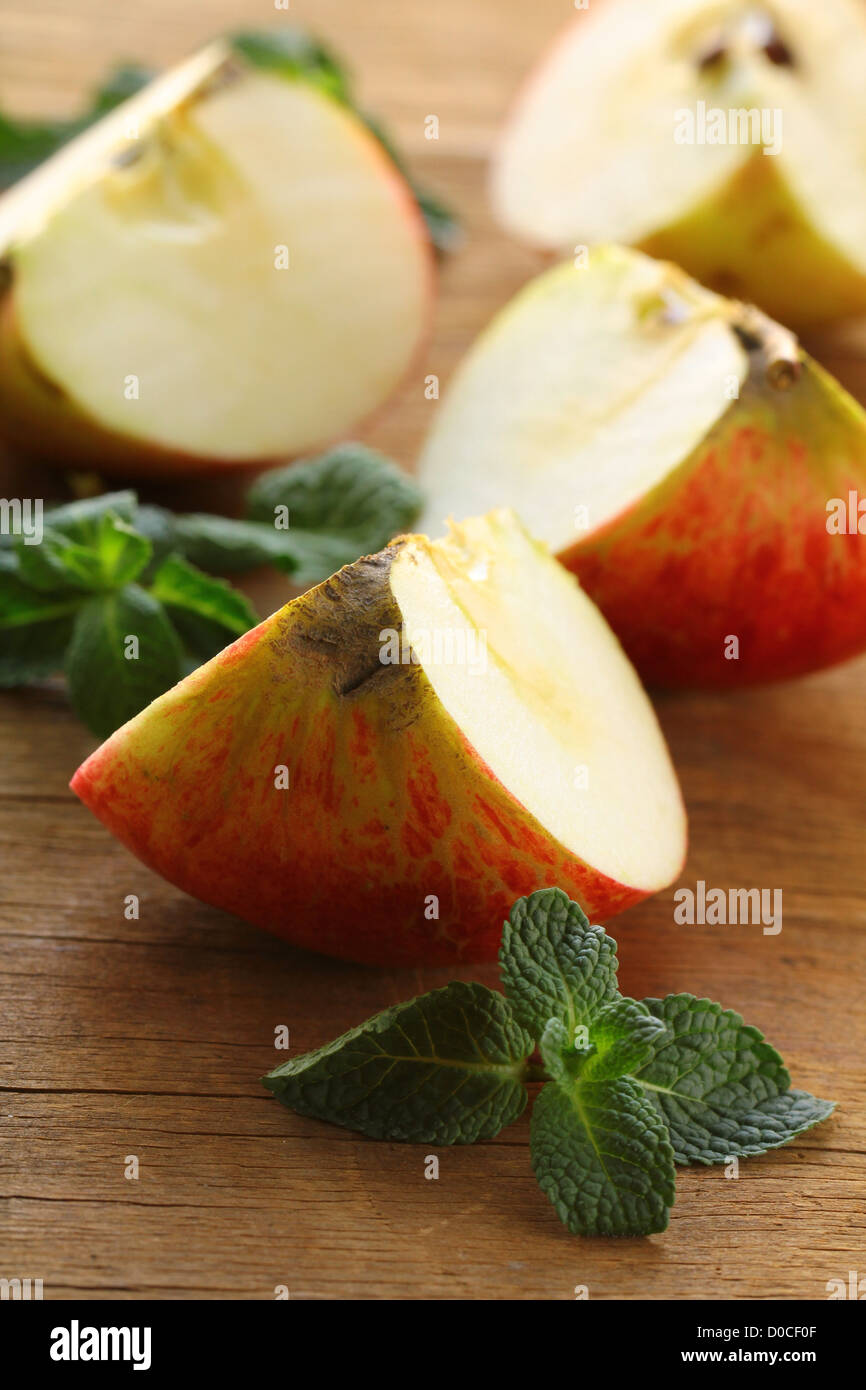 Red apples cut hi-res stock photography and images - Alamy