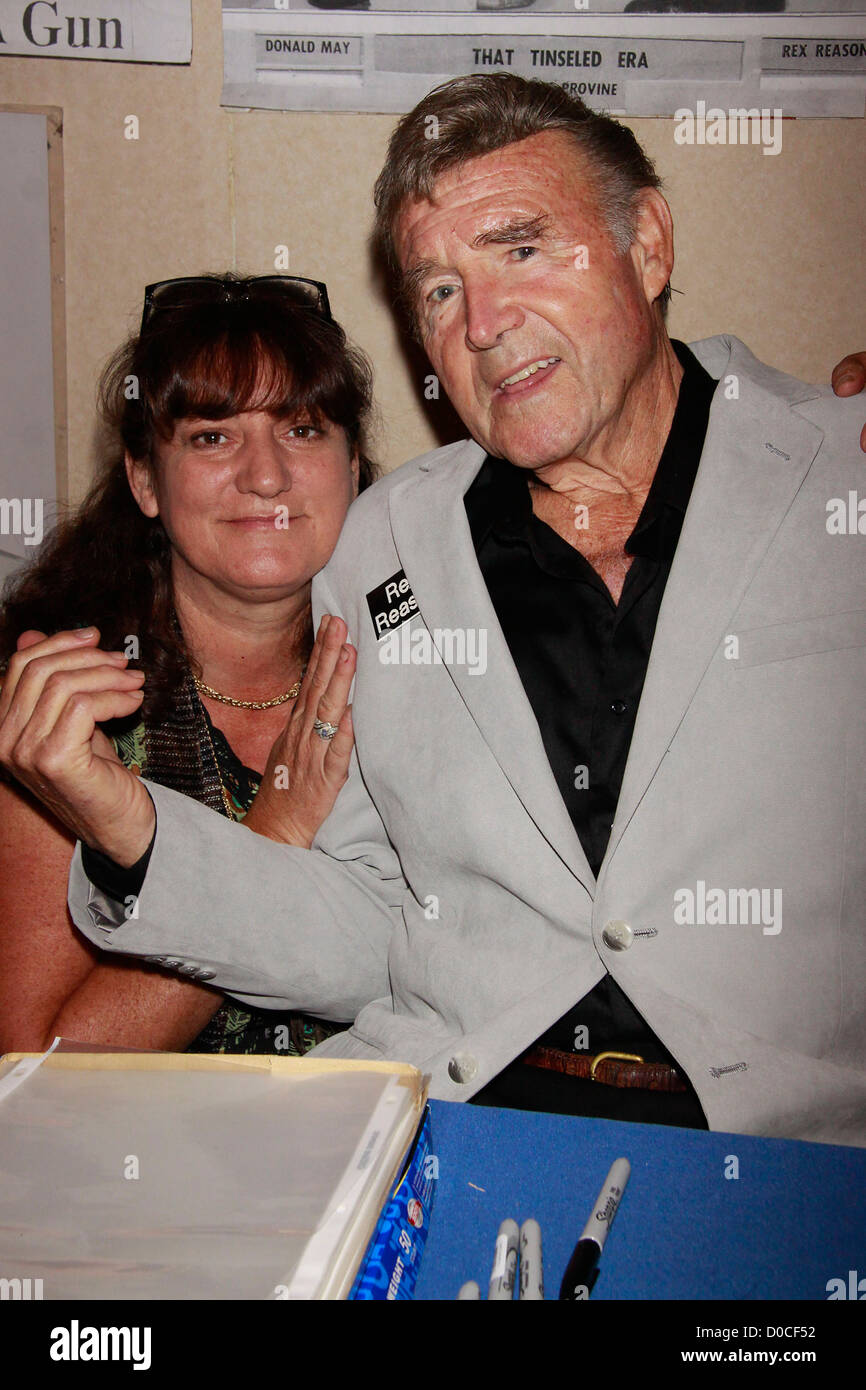 Rex Reason Stock Photos & Rex Reason Stock Images - Alamy