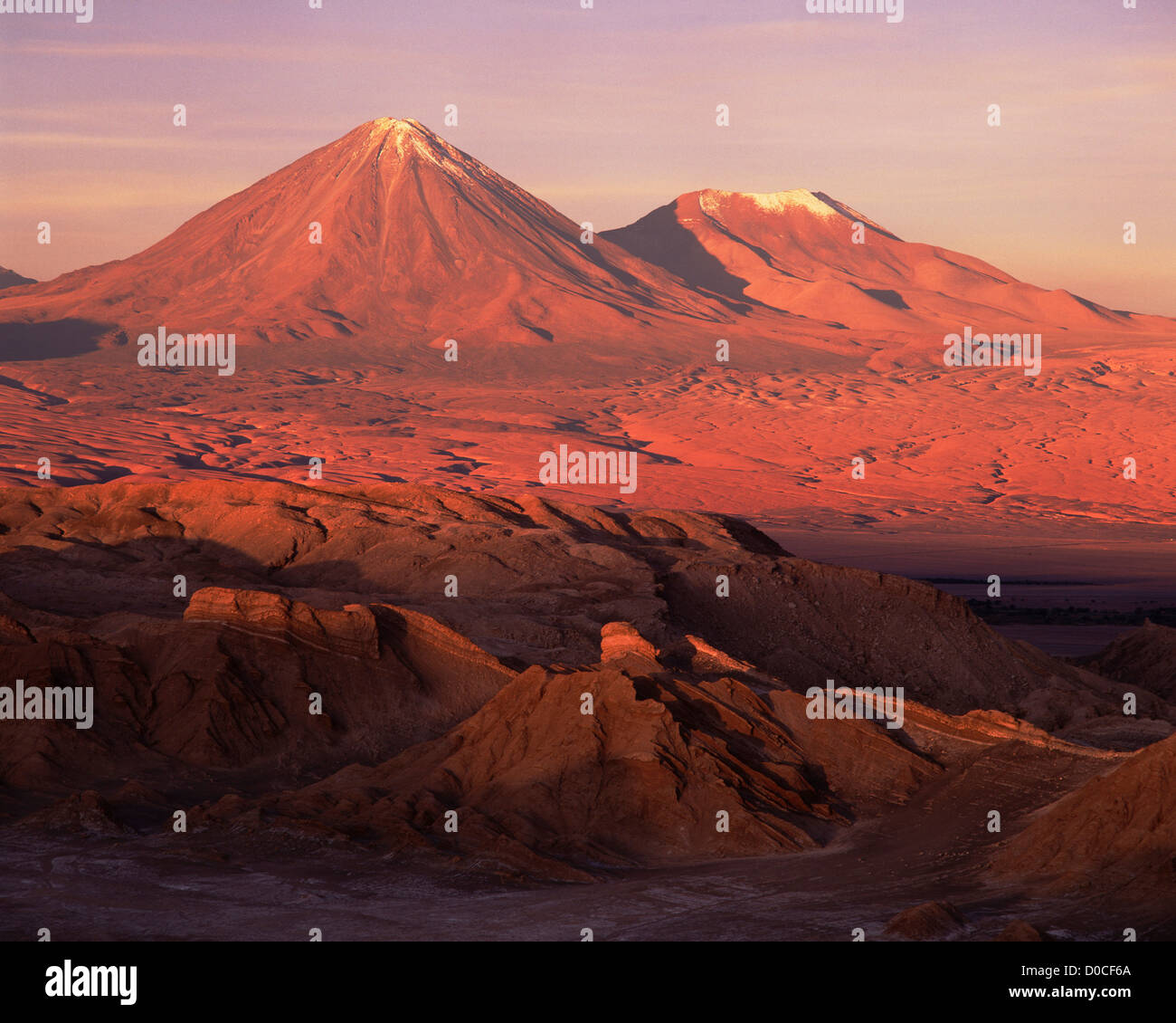 The Licancabur Volcanoes Stock Photo - Alamy