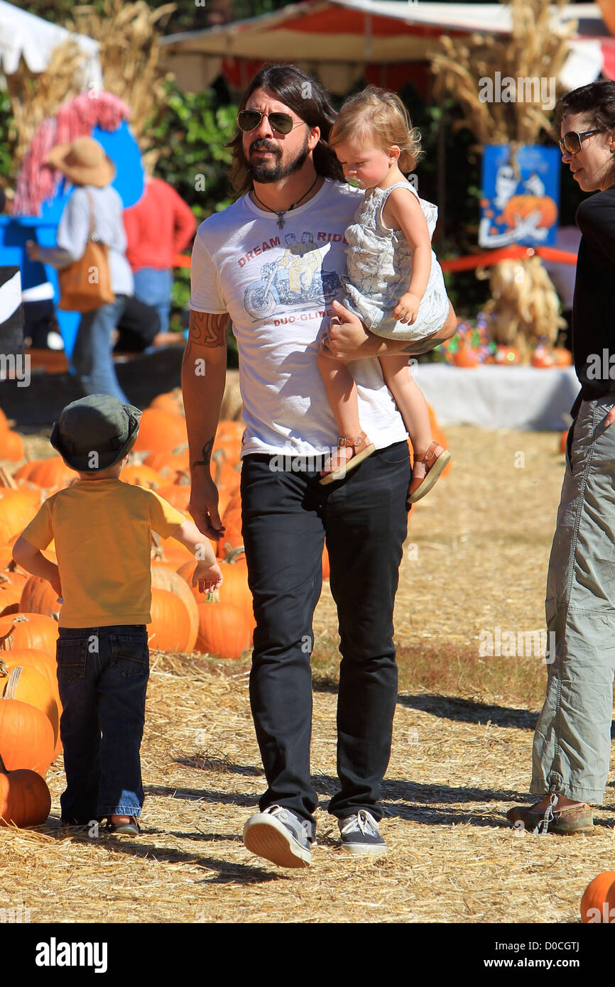 Harper willow grohl hi-res stock photography and images - Alamy