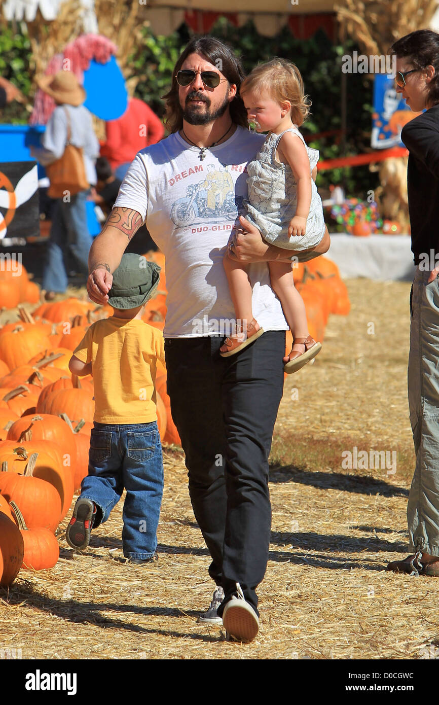 Harper willow grohl hi-res stock photography and images - Alamy