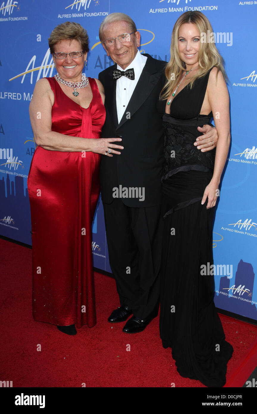 Claude Mann, Alfred E. Mann and Cassandra Mann The 7th Annual Alfred E ...