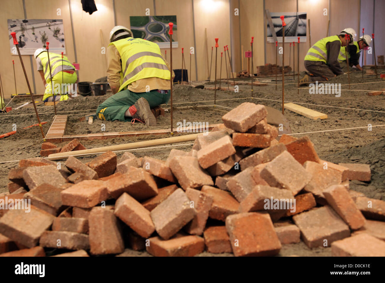 Construction by students hi-res stock photography and images - Alamy