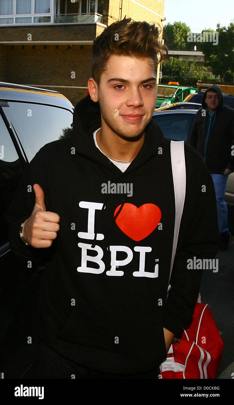 Aiden Grimshaw X Factor contestants arrive at a rehearsal studio London ...