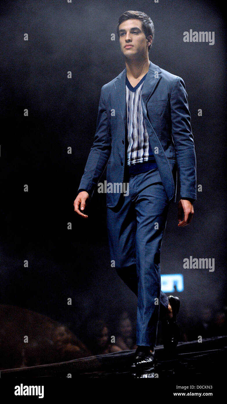 Model Versace collection at the 2010 Bell Celebrity Gala held at the ...