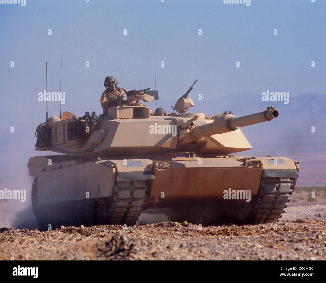 A US Marine Corps M1A1 Abrams Battle Tank Roars Through The Desert ...