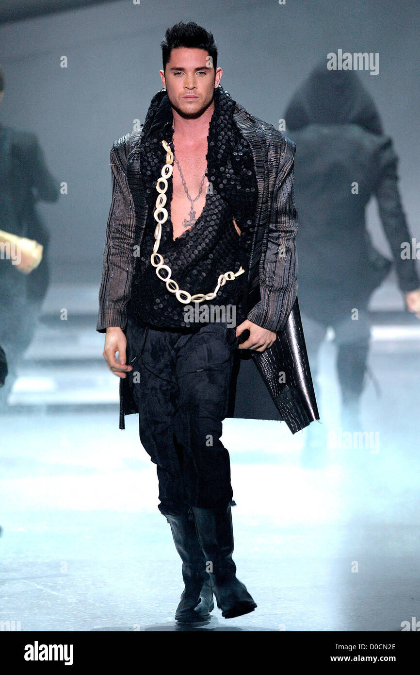 Blake McGrath 'So You Think You Can Dance Canada' Season 3 Finale Toronto, Canada - 24.10.10 ...