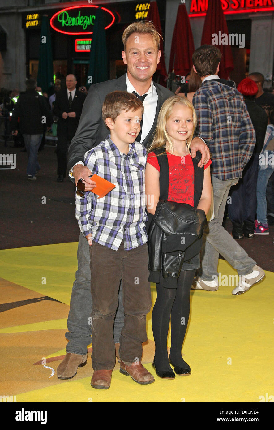 Jason Donovan with his children Despicable Me - UK film premiere held ...