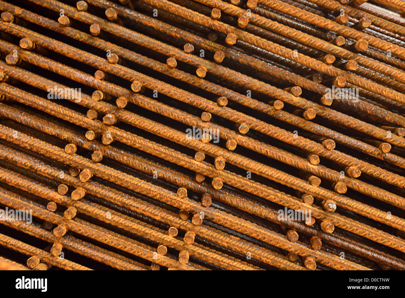 Construction reinforcing mesh hi-res stock photography and images - Alamy