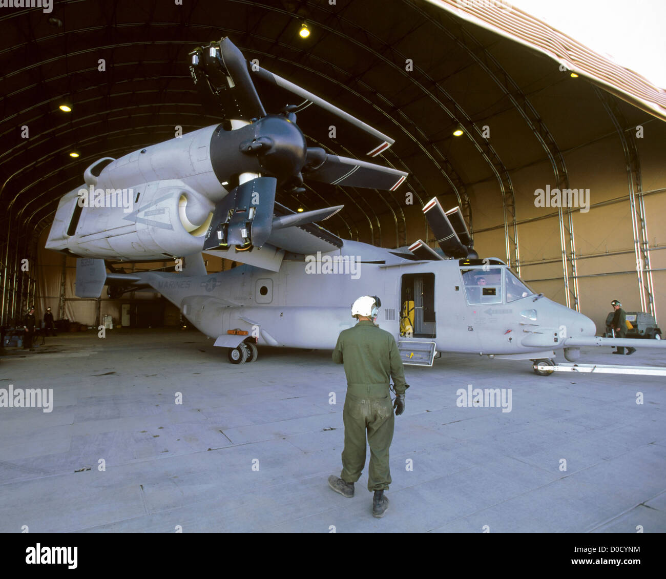 Moving the V-22 Osprey into a Hangar Stock Photo - Alamy