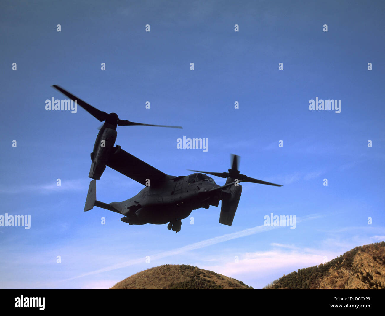Silhouette warfare hi-res stock photography and images - Alamy