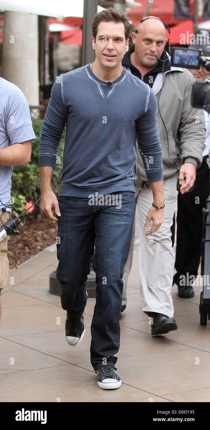 Dane Cook, comedian/actor, talks about his latest comedy DVD "I Did My ...