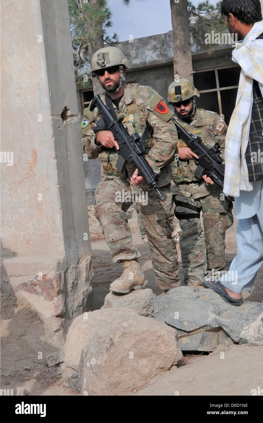 Albanian armed forces hi-res stock photography and images - Alamy