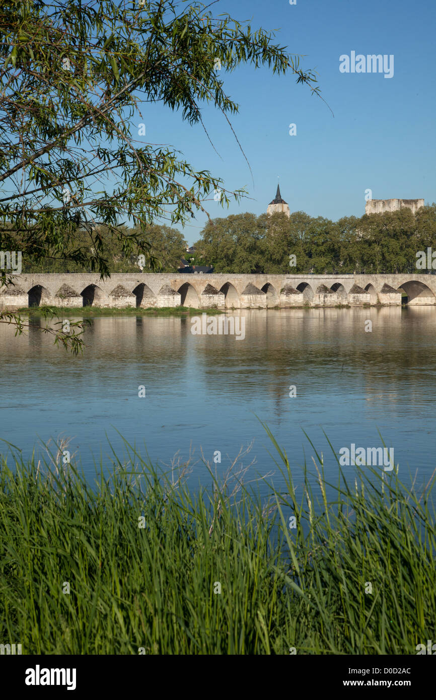 400-METRE LONG 12TH CENTURY STONE BRIDGE CROSSING THE LOIRE BEAUGENCY ...