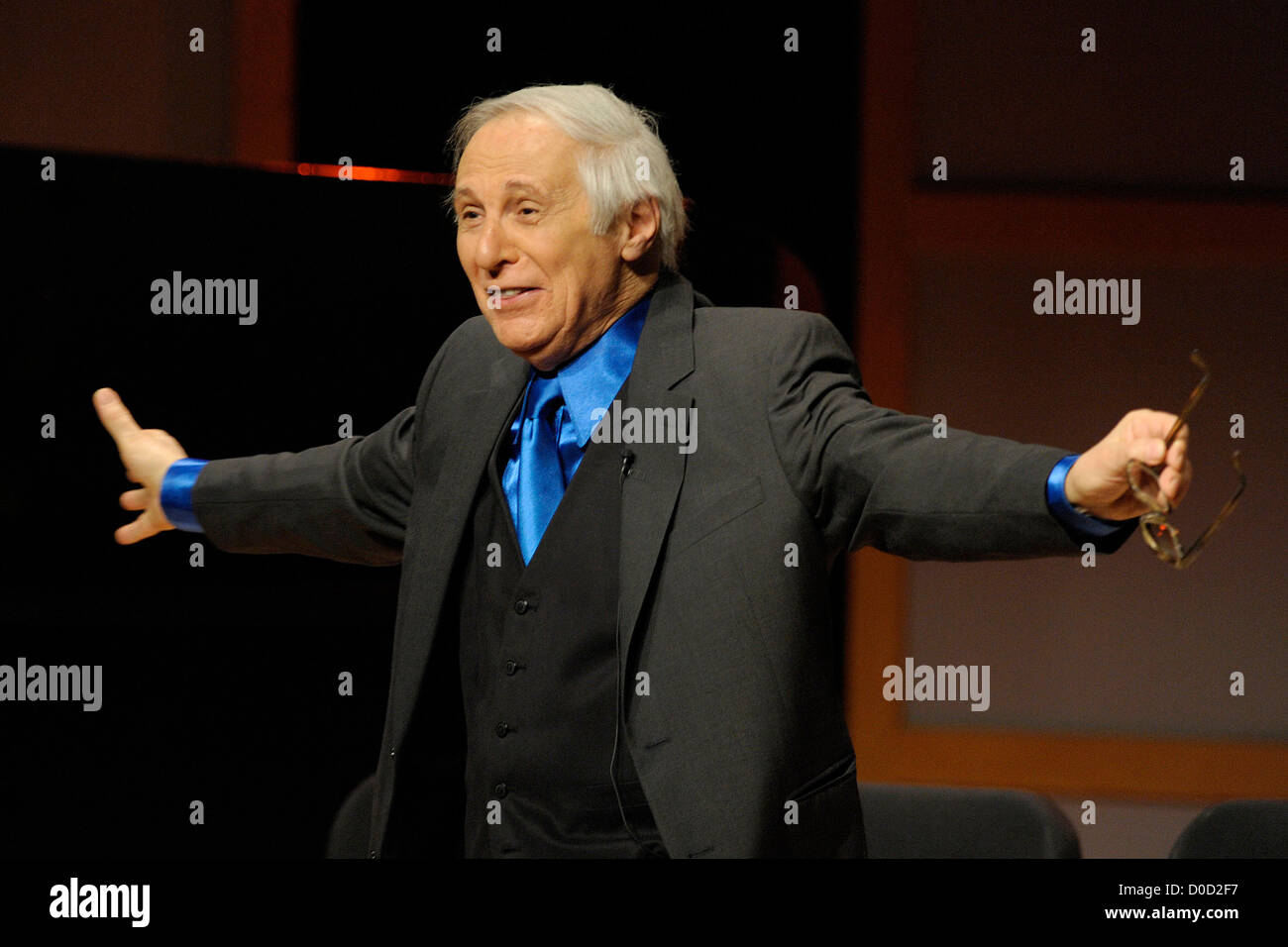 The Amazing Kreskin aka George Kresge Jr. on stage at the Glenn Gould ...