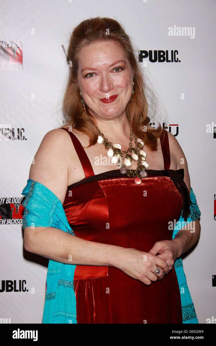 Kristine nielsen hi-res stock photography and images - Alamy