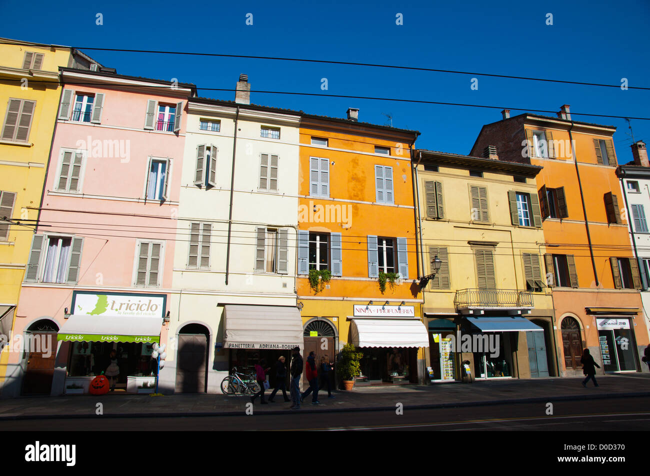 Shop shops store stores shopfront storefront hi-res stock photography ...