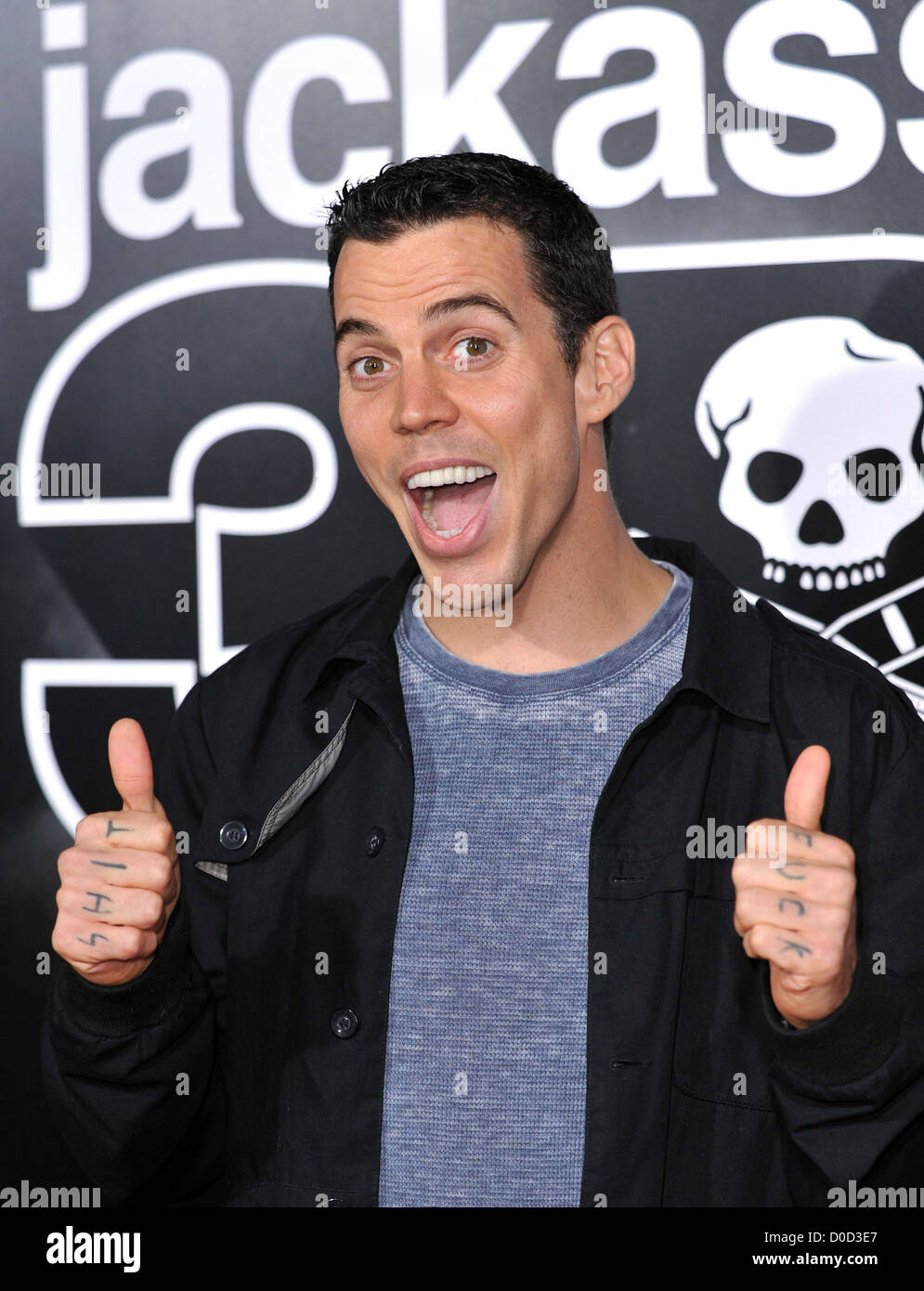 Steve-O Los Angeles Premiere of 'Jackass 3D' at the Grauman's Chinese ...