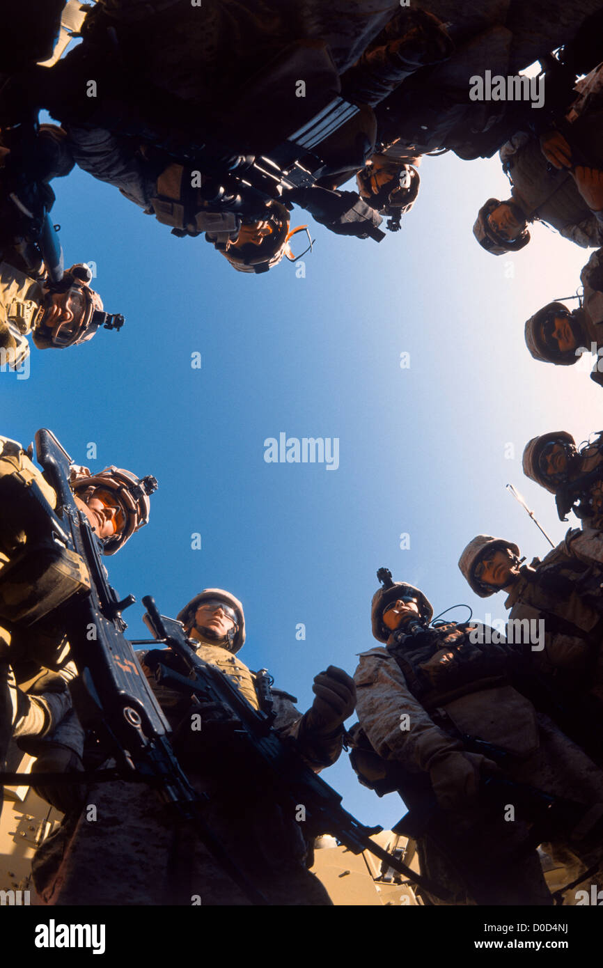 Inward hi-res stock photography and images - Alamy