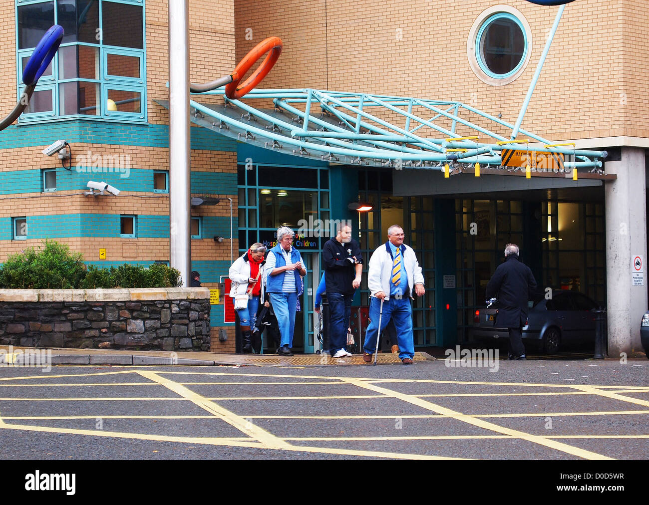 Folk leaving the BRI, in Bristol, England, UK, November 2012 Stock ...
