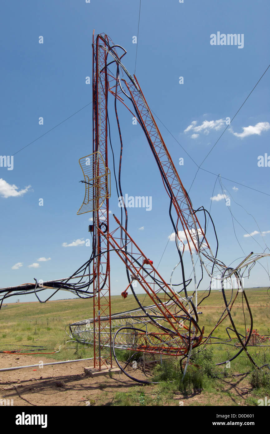 Antenna destruction hi-res stock photography and images - Alamy