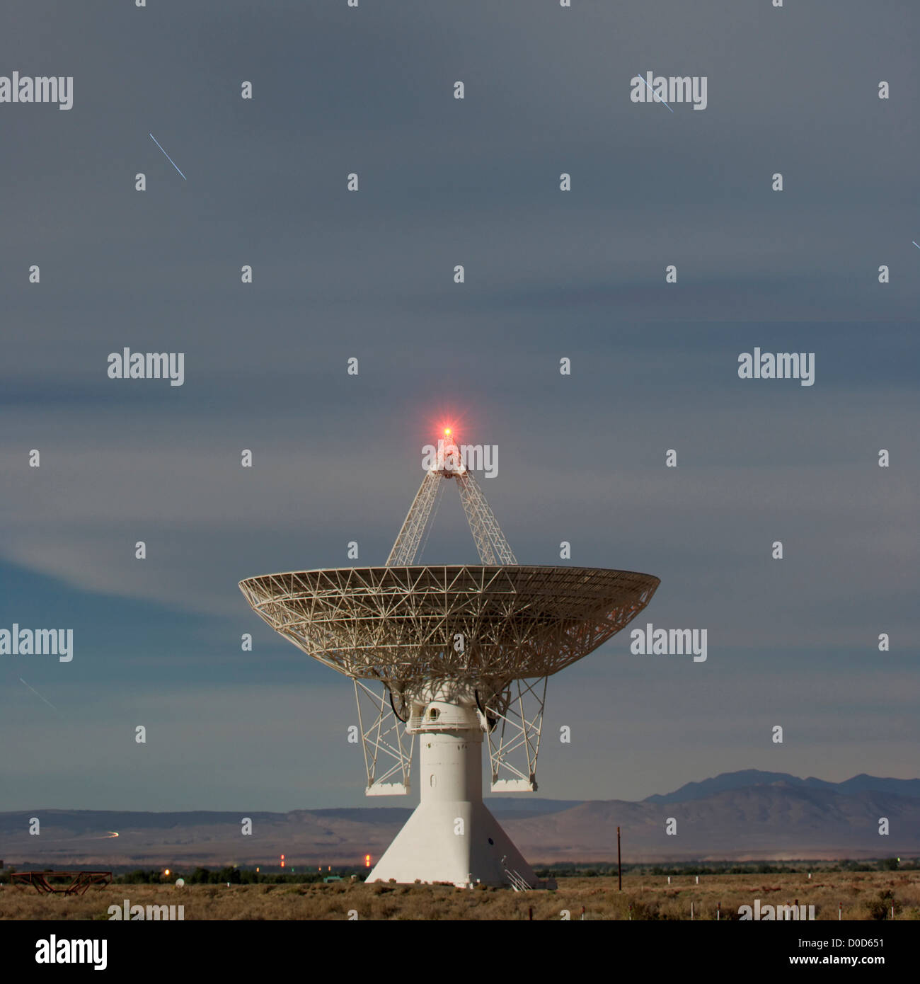 Deep space telescope hi-res stock photography and images - Alamy